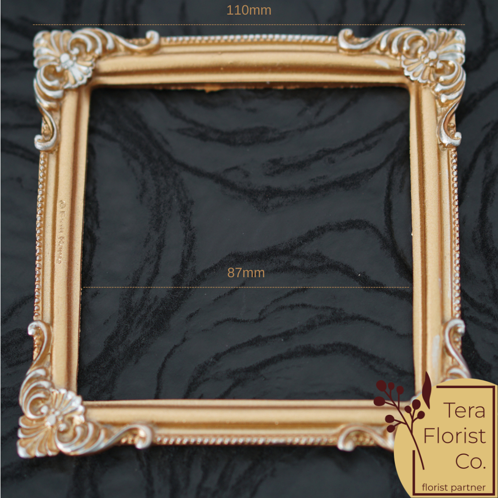 Jual Properti Foto Frame Emas Vintage European Style Baroque Aesthetic ...