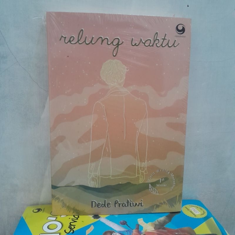 Jual ORIGINAL BARU NOVEL RELUNG WAKTU - DEDE PRATIWI - GRASINDO ...