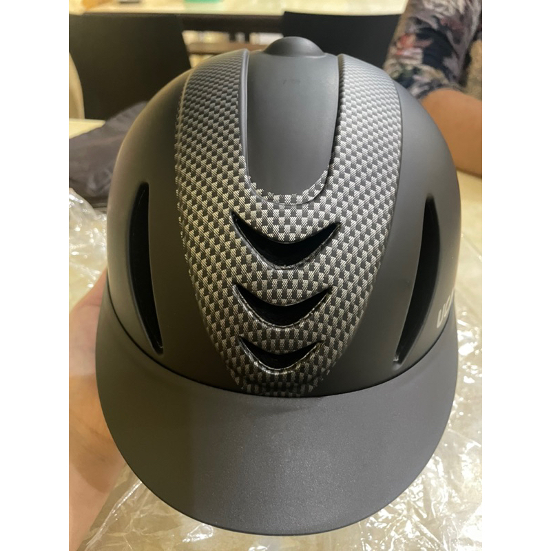 Jual Helm Berkuda Ucaco Black Carbon Horse Riding Helmet | Shopee Indonesia