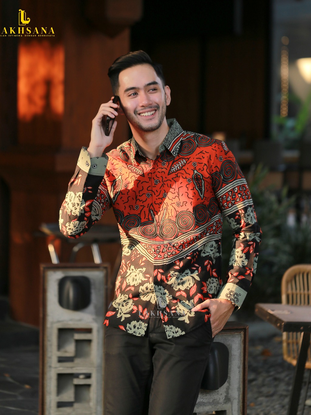 Jual Lakhsana Batik Nawasena - Kemeja Batik Premium Slimfit Lengan ...