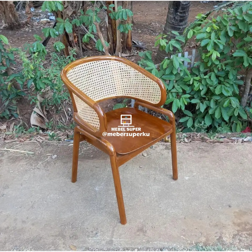 Jual Kursi Makan Cafe Cleopatra Kayu Kombinasi Rotan Kursi Makan Retro Minimalis | Shopee Indonesia
