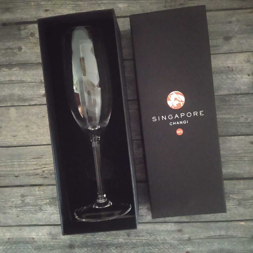 Jual DFS Singapore Changi Glass Premium Whiskey Plus bubble Wrap ...