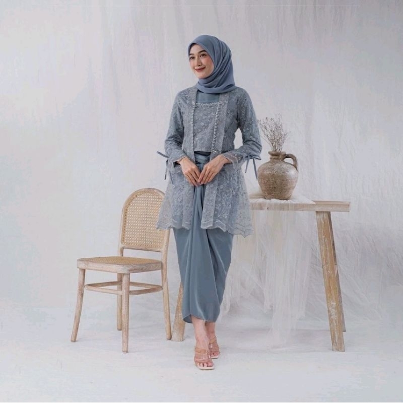 Jual Batik Official - Setelan Brukat Kutubaru Rok Lilit Outfit 2025 He ...