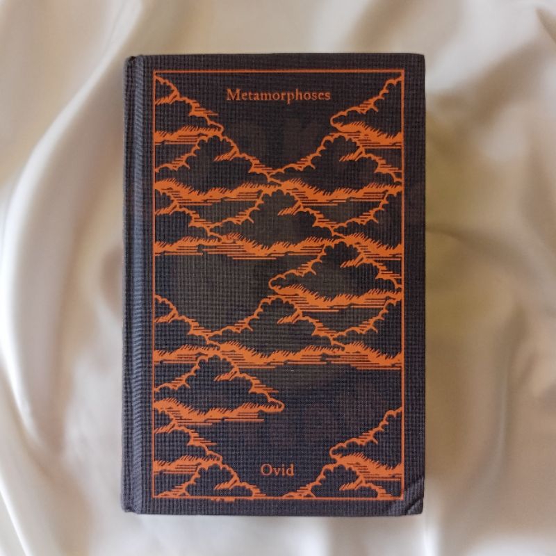 Jual Buku Classics Metamorphoses Ovid Penguin Clothbound (English) New ...