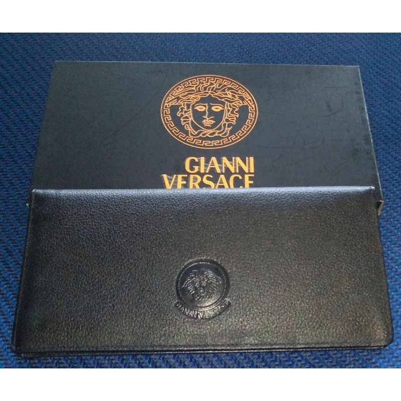 Jual dompet lipat panjang merk Versace (NOT ORIGINAL) type 3 | Shopee ...