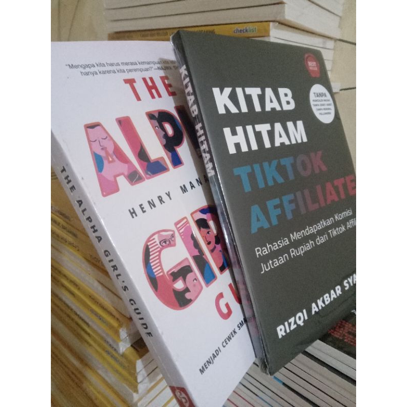 Jual 2 BUKU : THE ALPHA GIRL'S GUIDE + KITAB HITAM AFFILIATE | Shopee ...