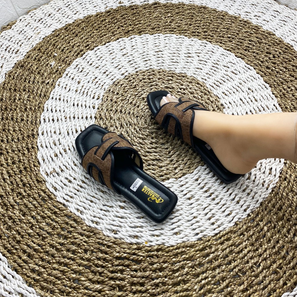 Jual Contemporary Women's Sandals | Sandal Slop Wanita Santai Kekinian ...