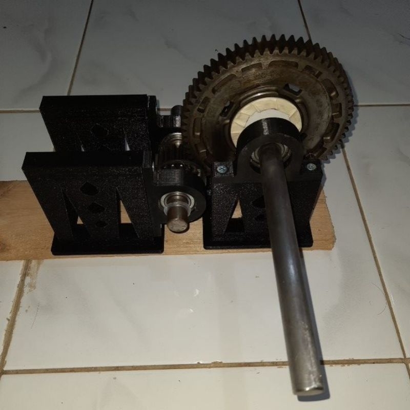 Jual Spur Gear besi gearbox lengkap dengan bearing, as poros dan ...