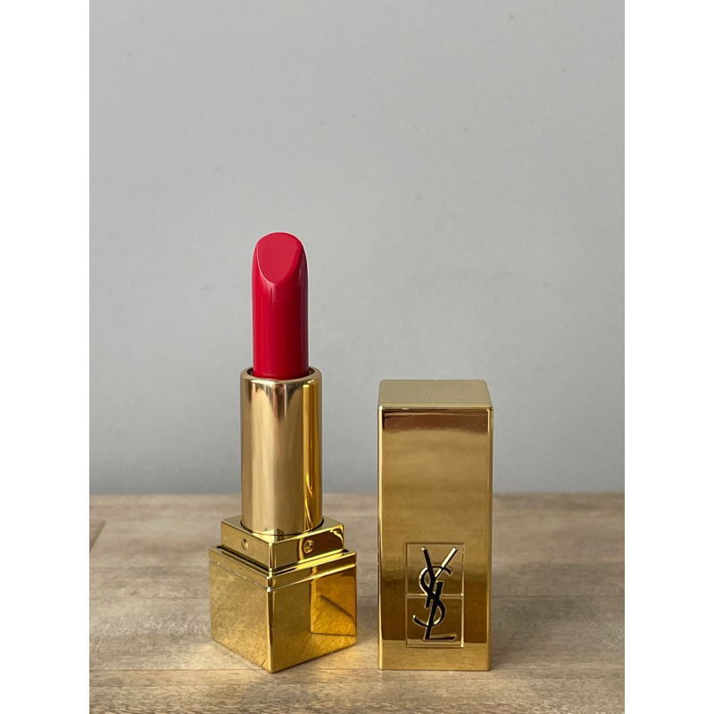 Jual YSL Rouge Pur Couture Red Ensemble Lipstick | Shopee Indonesia