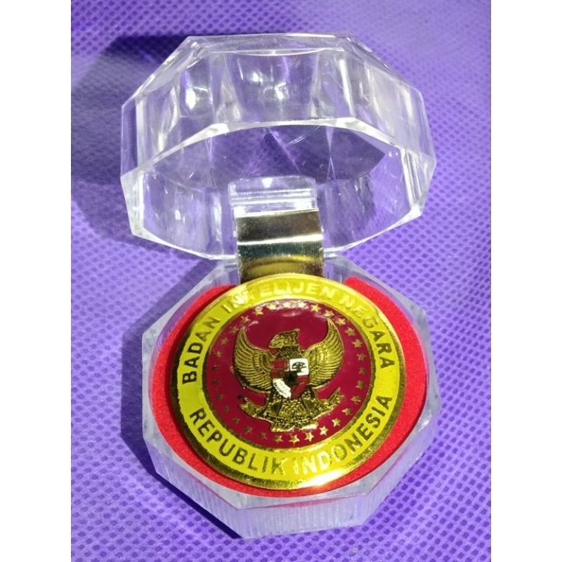 Jual pin Badan intelijen negara magnet. | Shopee Indonesia