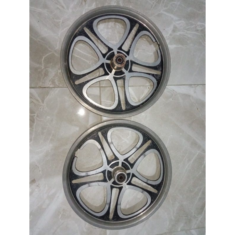 Jual Sepasang Velg Velk Pelk Pelek Bintang Palang 5 Wheel Set Roda ...