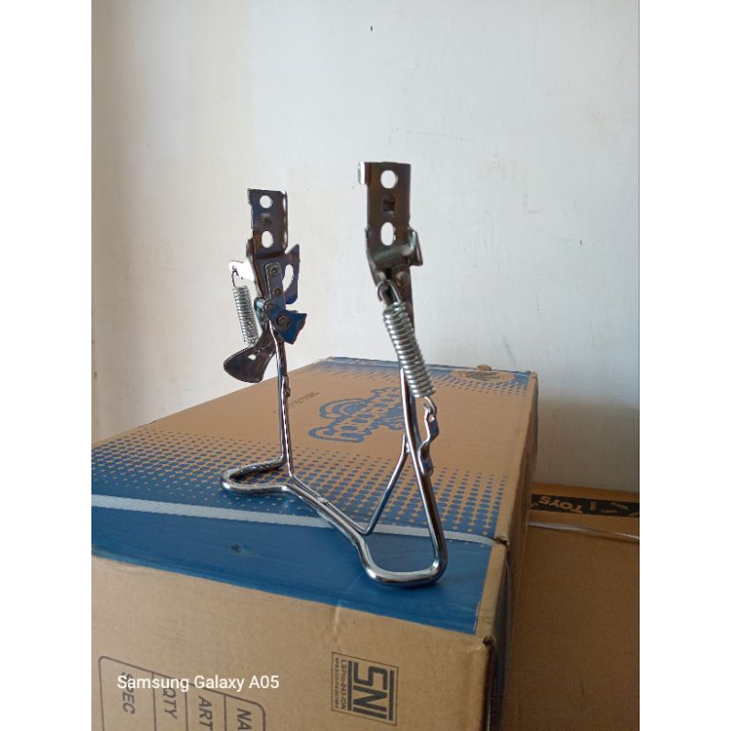 Jual Standar Belakang Sepeda Listrik Kick Stand E bike 14 inc Universal ...