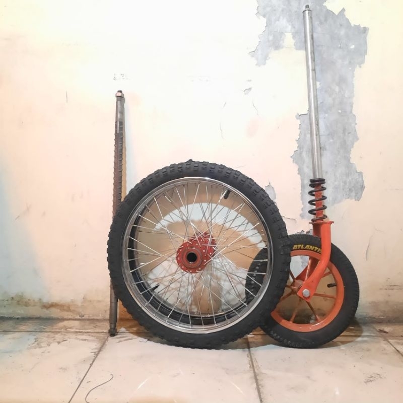 Jual Roda Gerobak Ring 20 + Roda belakang ( satu pasang ) | Shopee ...