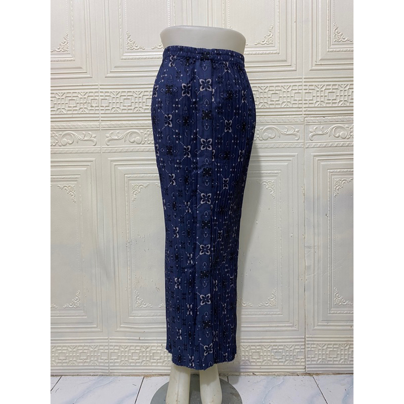 Jual ROK PLISKET BATIK / ROK BATIK / BAWAHAN KEBAYA / ROK WISUDA / ROK ...
