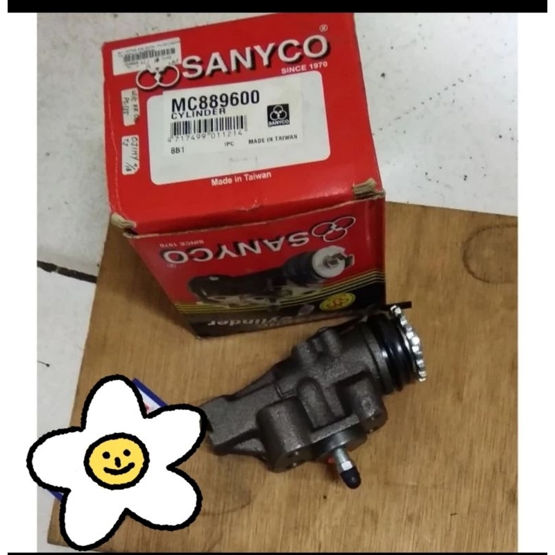 Jual Wheel Cylinder Dpn Kiri Nepel PS135/ Canter 125 Sanyco MC889600 ...