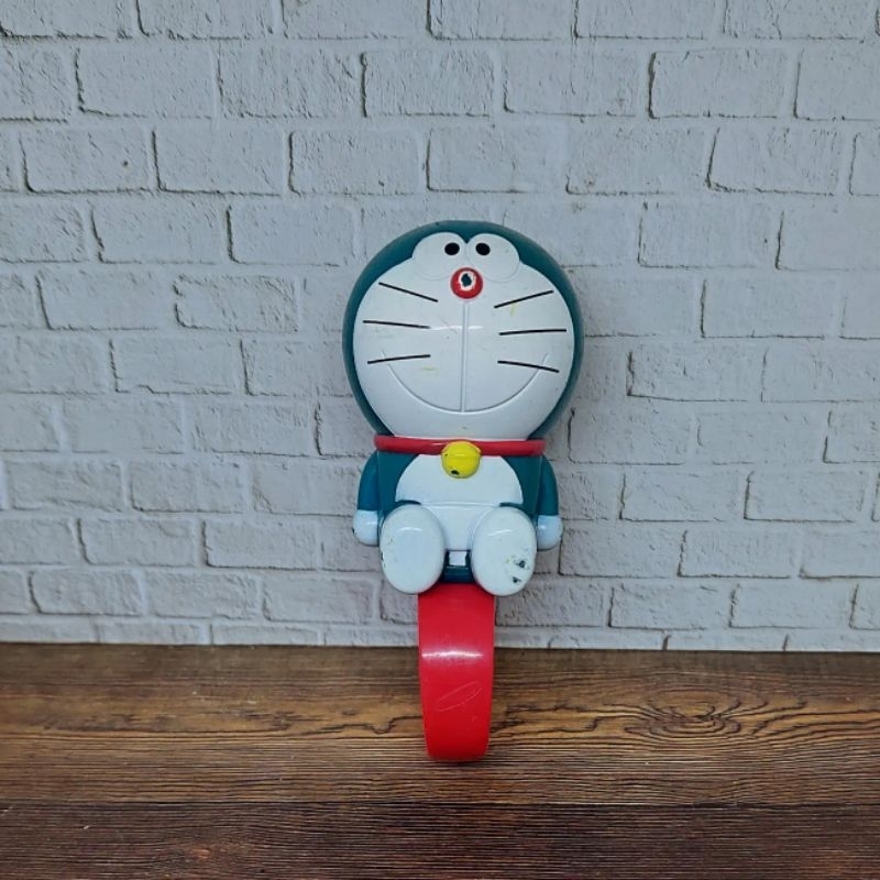 Jual Figure Doraemon, nobita, giant, dorami Happy Meal McD Doraemon ...