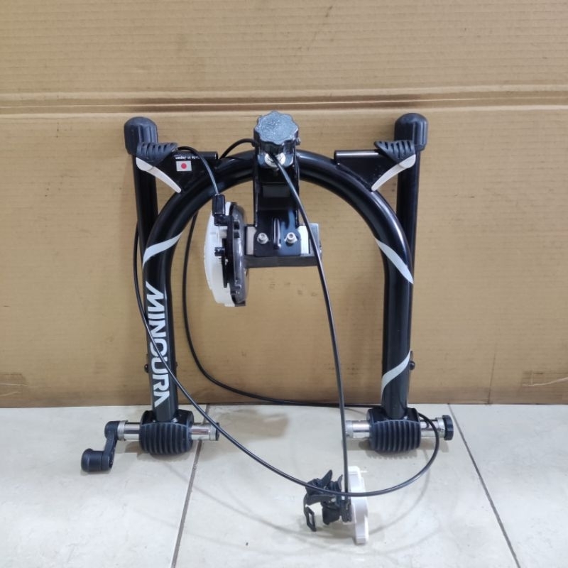 Jual Minoura Indoor Bicycle Trainer MagRide-60R B60R | Shopee Indonesia