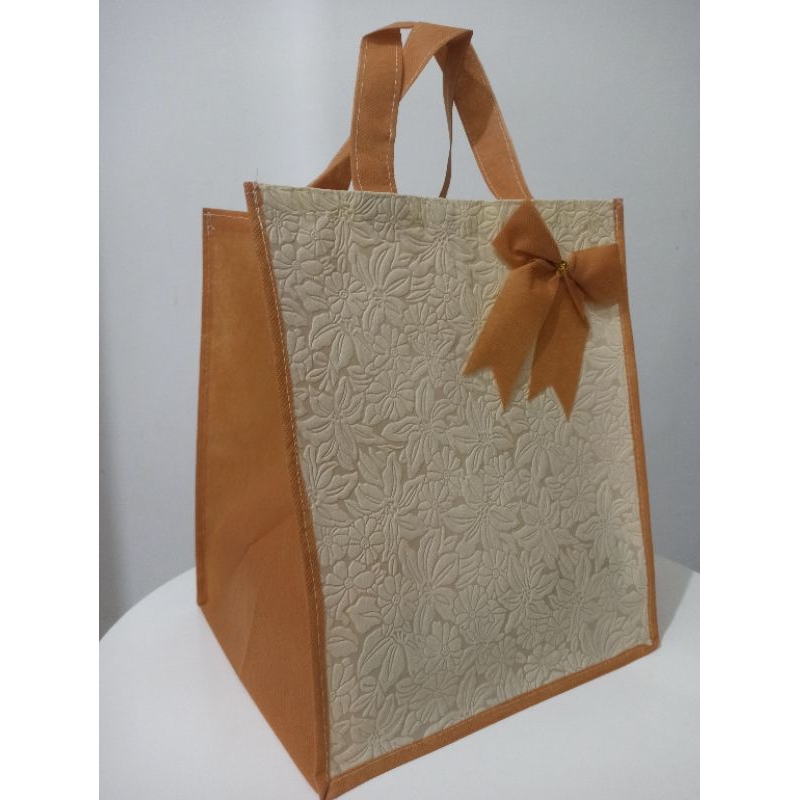 Jual 1 Lusin isi 12pcs Tas Hajatan Emboss Pita ukuran 22x22 cm/Tas motif/Tas box/Tas Berkatan ...