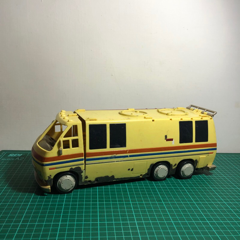 Jual Ben 10 The Rust Bucket Camper Van ( pesanan zex ) | Shopee Indonesia