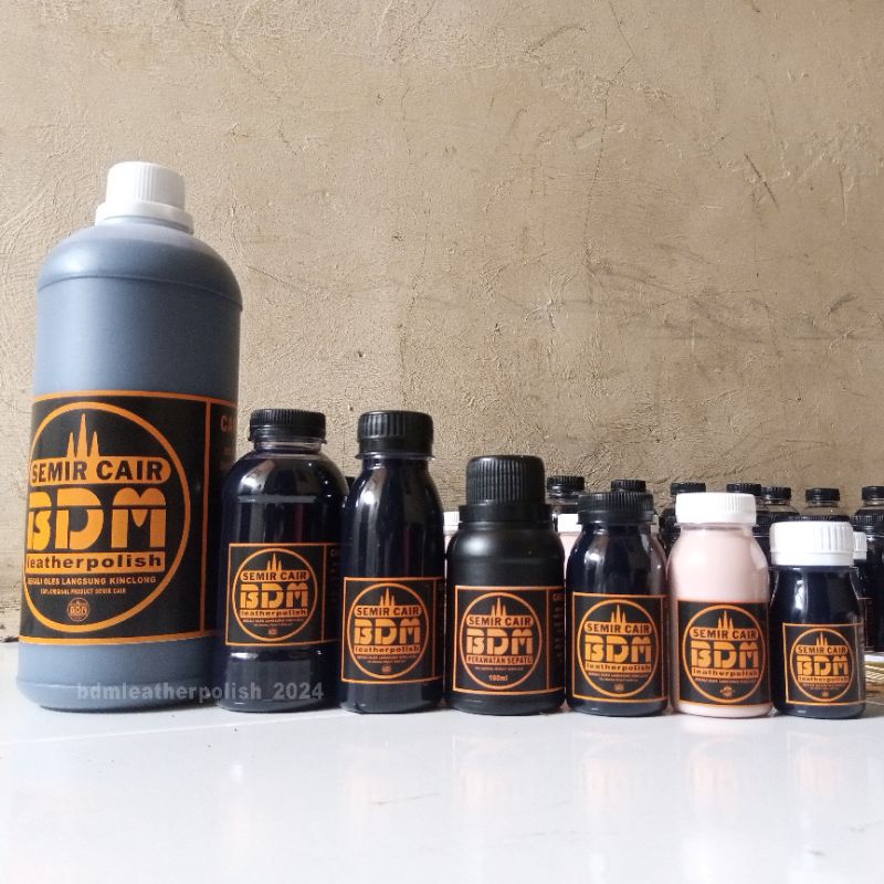 Jual Semir Sepatu Hitam Cair 1kg 250ml 150ml 80ml Gratis Kuas | Shopee ...