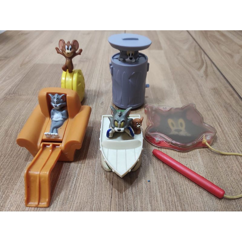 Jual Set Mainan MCD Tom & Jerry Koleksi Figur Tom & Jerry Happy Meal 5 ...