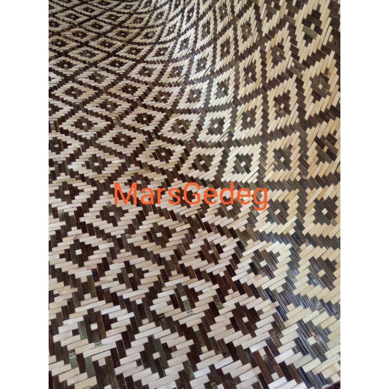 Jual Anyaman bambu motif/Bilik/Gedeg/gribik/tabag/kepang UK 2mx2m,2 ...