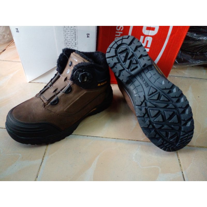 Jual safety shoes black yak fastrex/boa original 100% | Shopee Indonesia