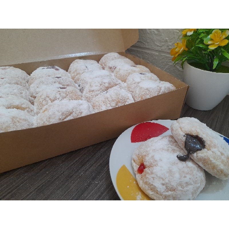 Jual Donat mini isi selai /Donat bomboloni/Bombolini isi 12pcs | Shopee ...