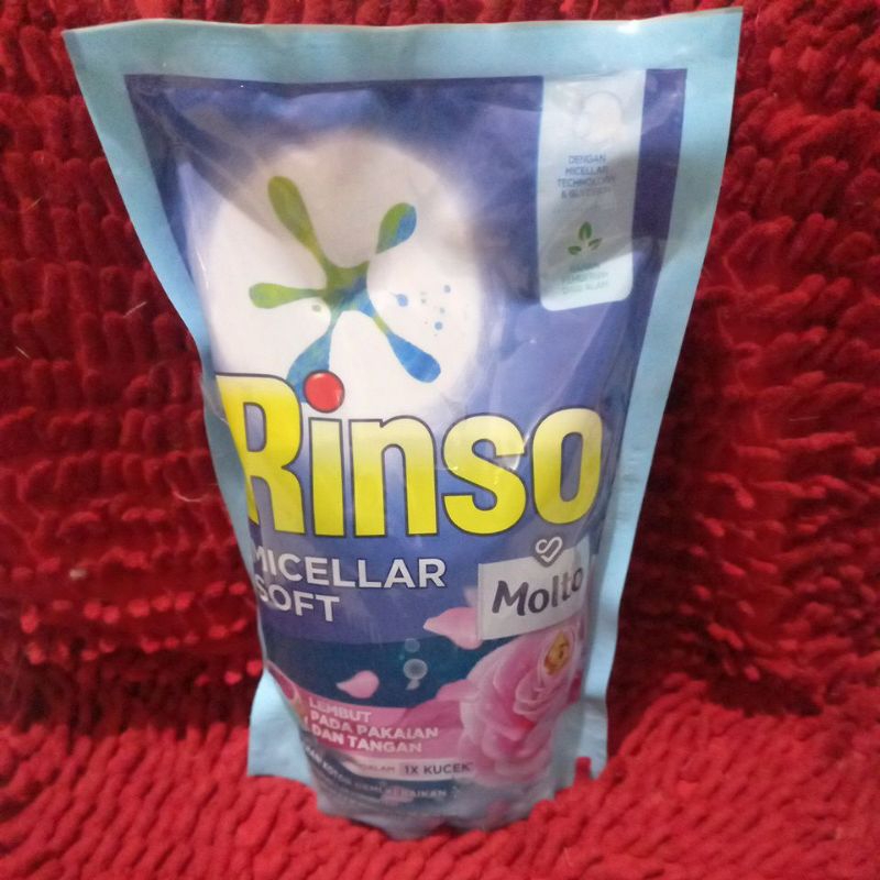 Jual RINSO MOLTO MICELLAR SOFT 700ML | Shopee Indonesia