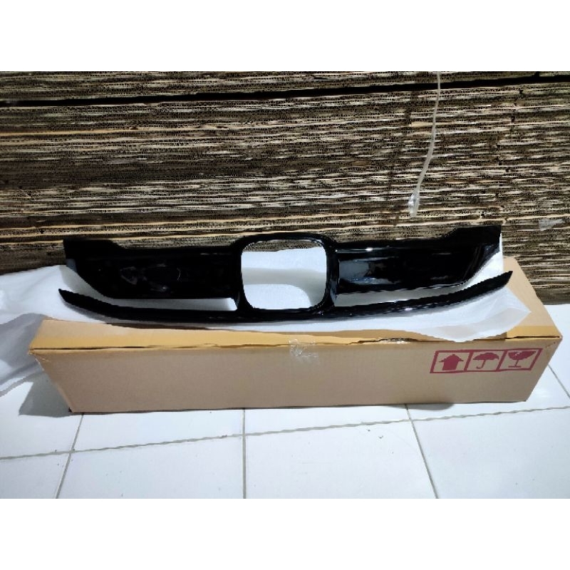 Jual list grill Honda mobilio RS facelift 2017-2021 original | Shopee ...