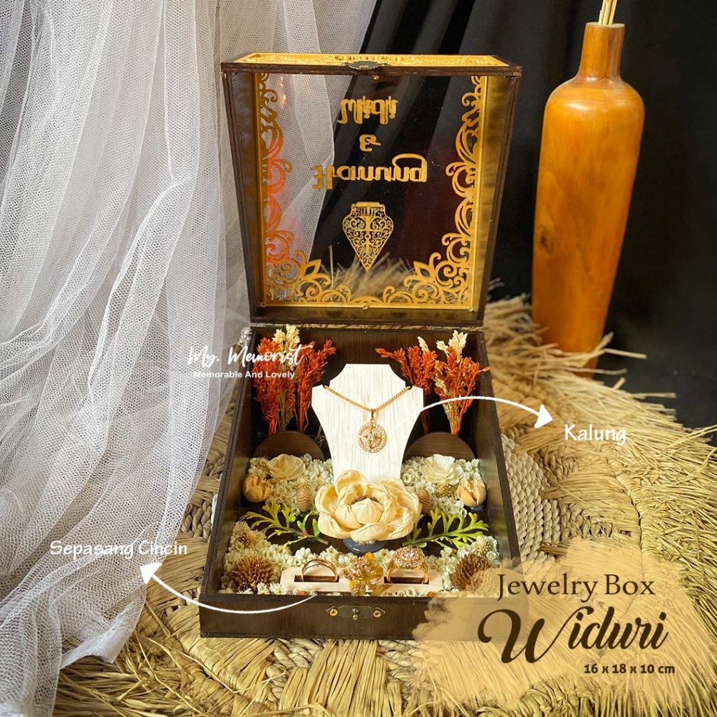 Jual Widuri Jewerly Box / Kotak perhiasan/ Rustic / laser cutting ...