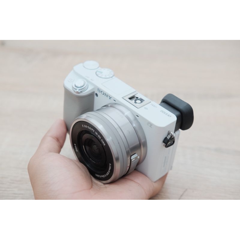 Jual Sony A6100 Lensa kit 16-50mm kamera mirrorless MULUS bukan A6000 ...