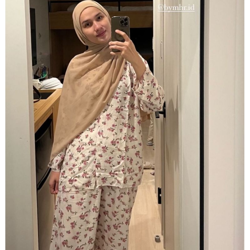Jual Dalmi Set Mauwik | one set ld 120 | Shopee Indonesia