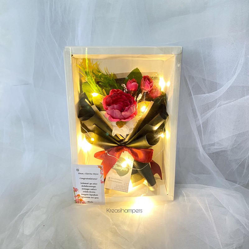 Jual Gift Flower In Box Kado Wisuda| Hadiah Kado Hampers Gift Bunga ...
