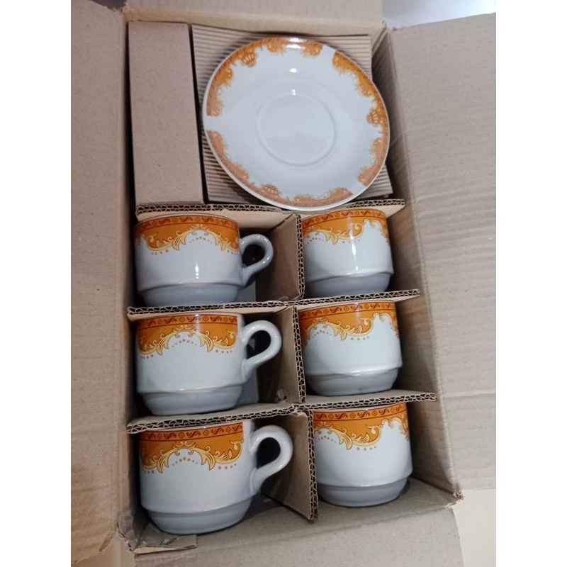 Jual cangkir mahkota list gold cangkir set ukuran besar isi 6 set /tea ... Jual cangkir mahkota list gold cangkir set ukuran besar isi 6 set /tea ...