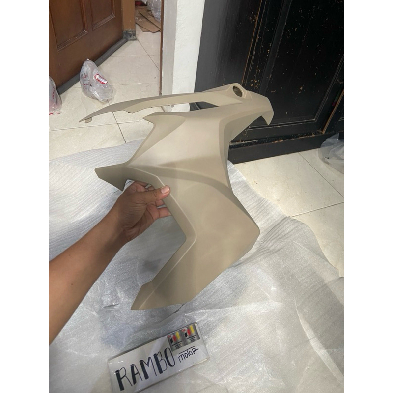 Jual cover sayap kiri atau garnish kiri MATTE BROWN new ADV 160 2024 ...