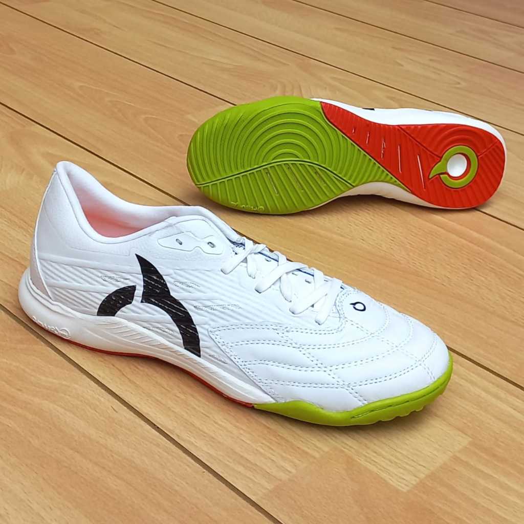 Jual ORTUSEIGHT CATALYST VISION V4 IN K LEA OFF WHITE SEPATU FUTSAL ...