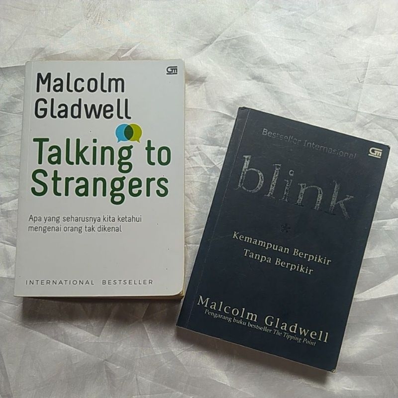 Jual Buku Malcolm Gladwell | Blink | Talking to Strangers | Tipping ...