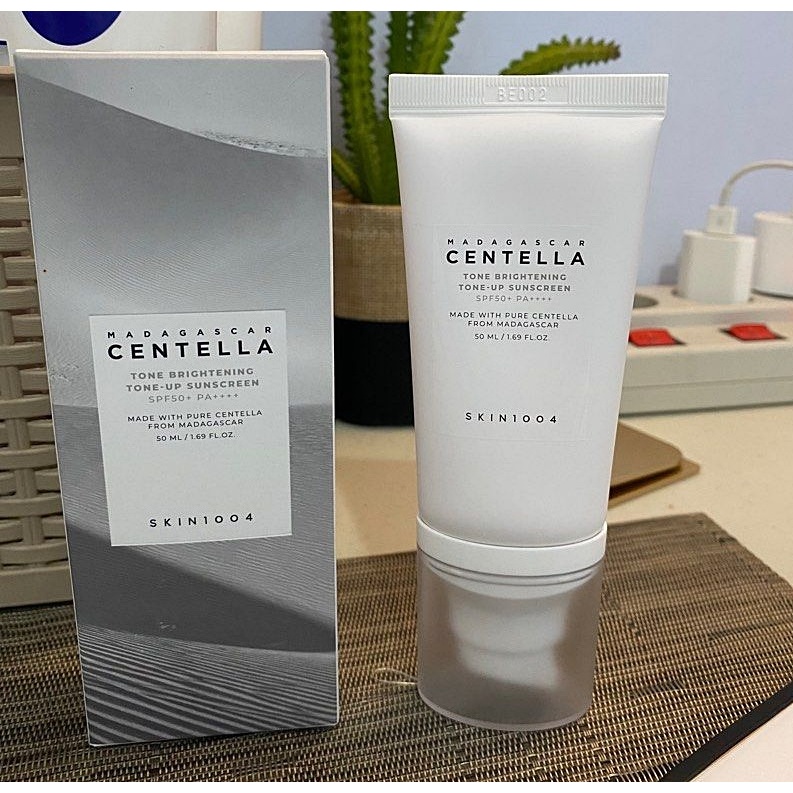 Jual (BPOM) SKIN1004 Madagascar Centella Tone Brightening Toner 210ml ...