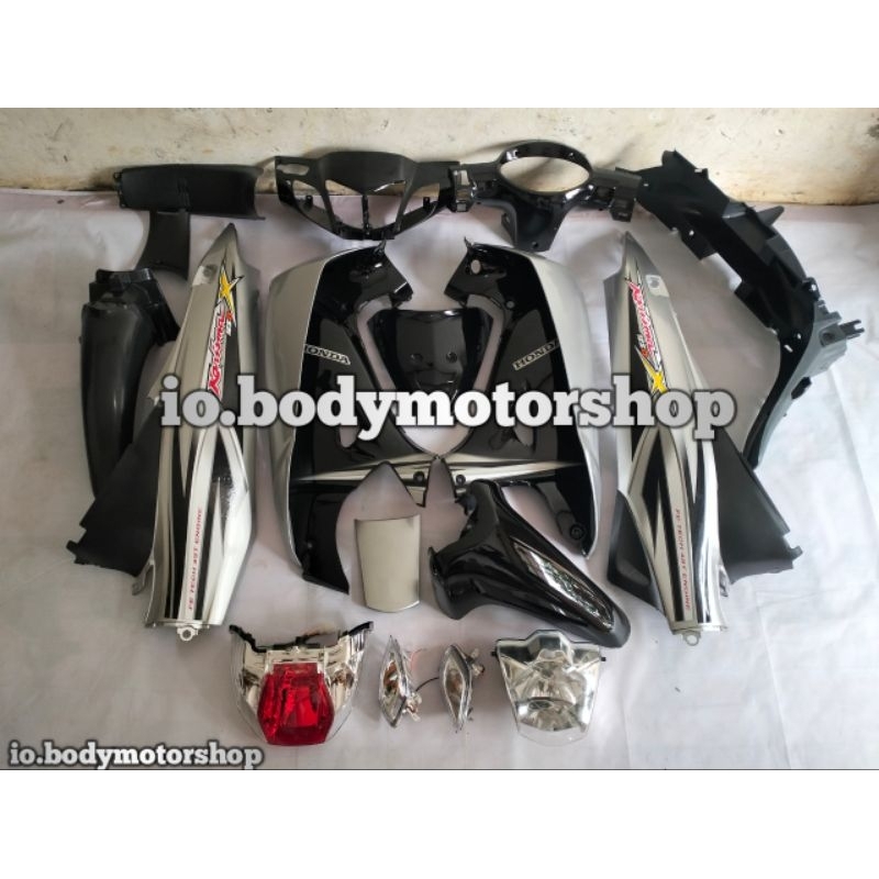 Jual fullset body halus & kasar Honda karisma x 125 D / D 125 hitam ...