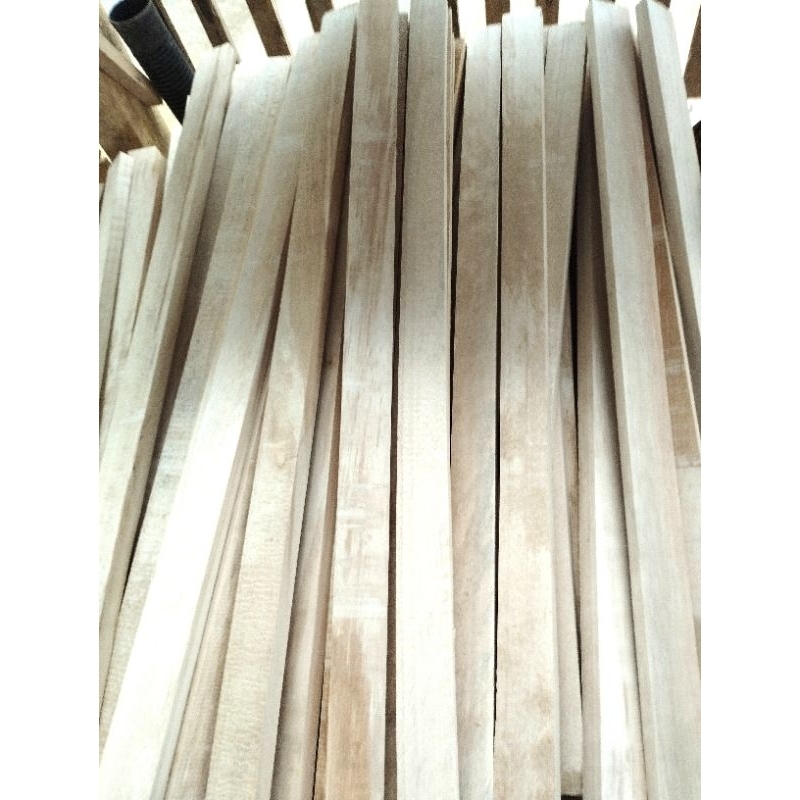 Jual KAYU RENG KAYU STIK.PANJANG UKURAN 2X3 SEDIA UKURAN 40-100CM SUDAH ...