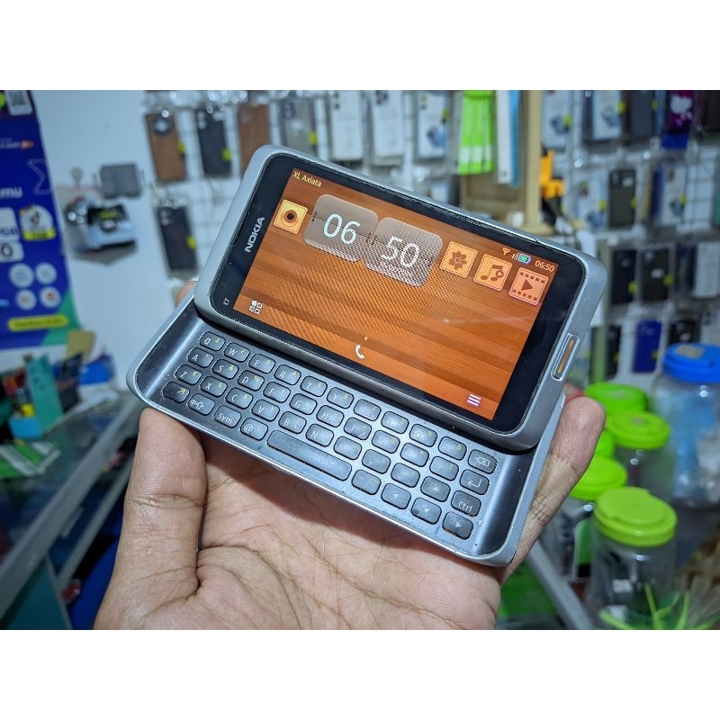 Jual Nokia E7 Communicator Original OS Delight | Shopee Indonesia
