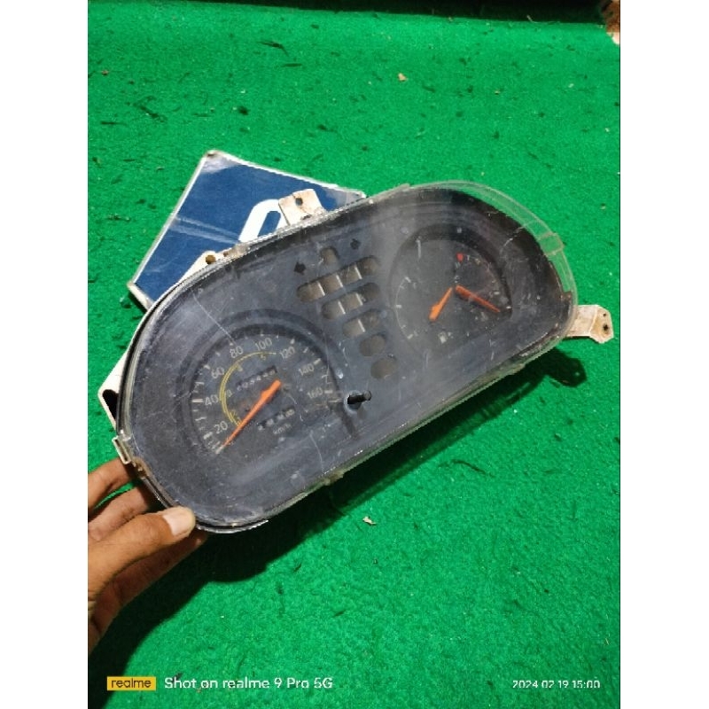 Jual BAHAN SPEEDOMETER ASSY TOYOTA DYNA SAURUS ORIGINAL BEKAS (BAHAN ...