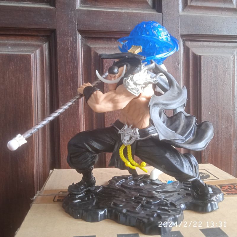 Jual action figure POP MAX shirohige one piece Edward newgate white ...