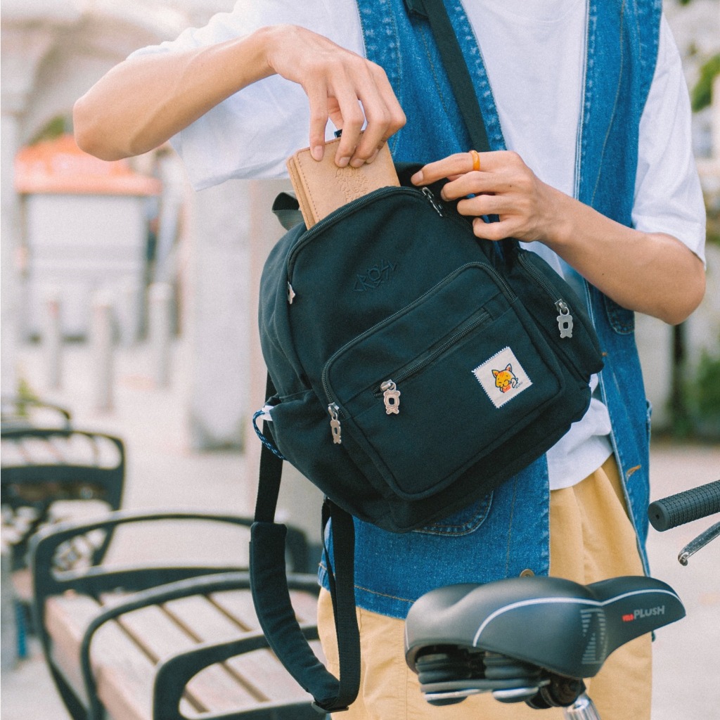 Jual CRSL Mini Daysic Backpack Chilo Black | Ransel Sekolah | Tas ...