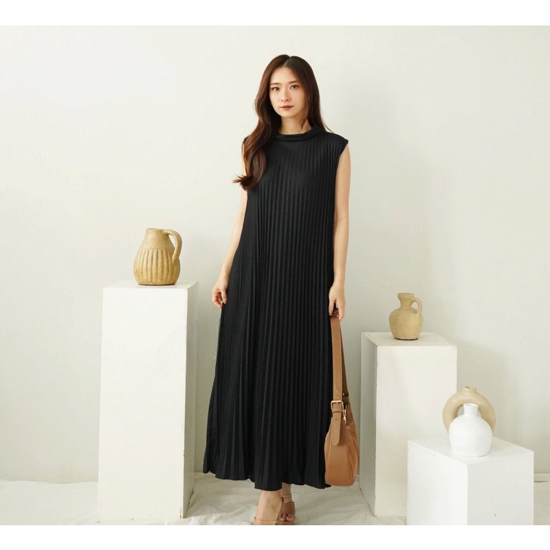 Jual Inner Dress Plisket Lengan Buntung Gless Mayung | Shopee Indonesia