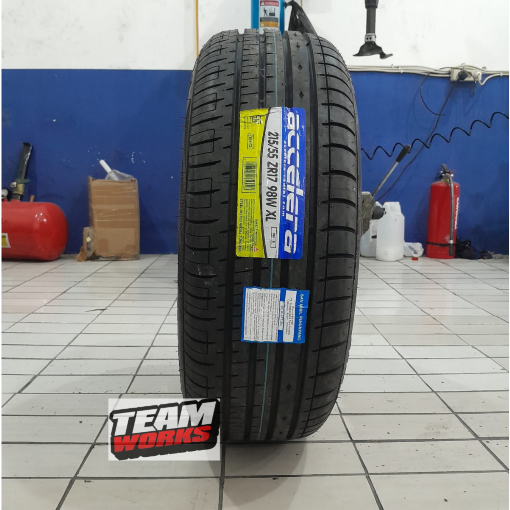 Jual BAN MOBIL TUBLES ACCELERA 215/55 R17 TYPE PHI-R PRODUKSI TERBARU ...