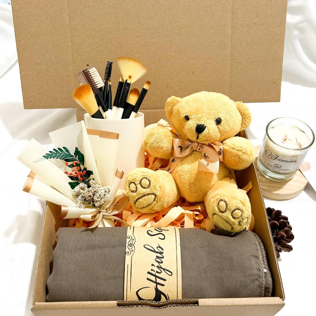Jual Kado Ultah Cewek Hadiah Ulang Tahun /Hampers Boneka Bear Cewek ...