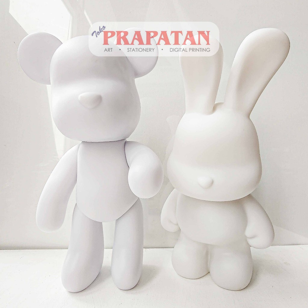 Jual Manekin Bearbrick & Rabbit Plastik 33cm | Plastic Mannequin ...