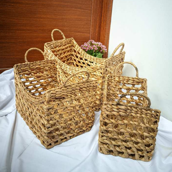 Jual Box Storage Anyaman Kerawang Box Enceng Gondok Box Serbaguna ...
